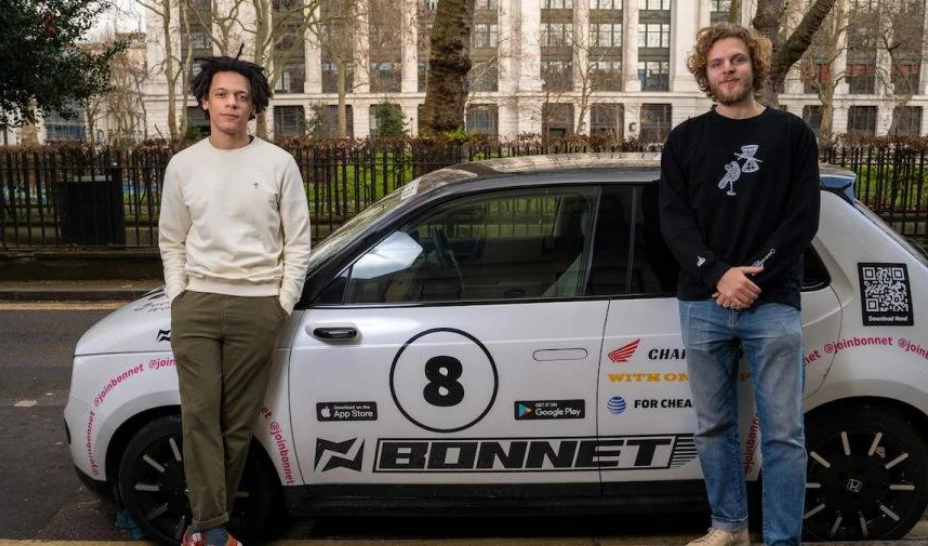 | Advised Lightspeed Venture Partners as lead investor on a fundraising ...