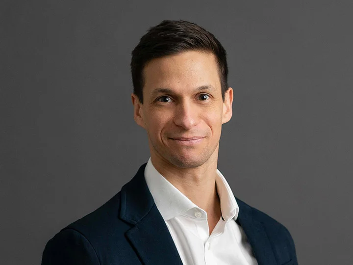 Simon de Broise | Partner | Marriott Harrison